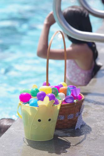 Children dive for Easter eggs at city pool in Vacaville | Vacaville ...