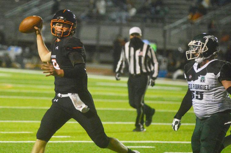 Vacaville football preview: Bulldogs look to extend dominance in MEL ...