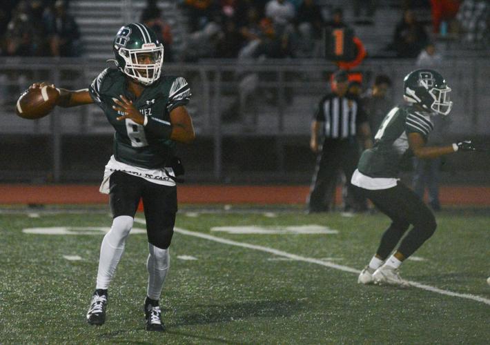Rodriguez High's football team shuts out Fairfield, 34-0 | Sport ...