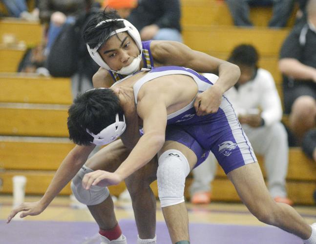 Prep wrestling: Vacaville ‘Orange’ rolls to big win in Armijo ...