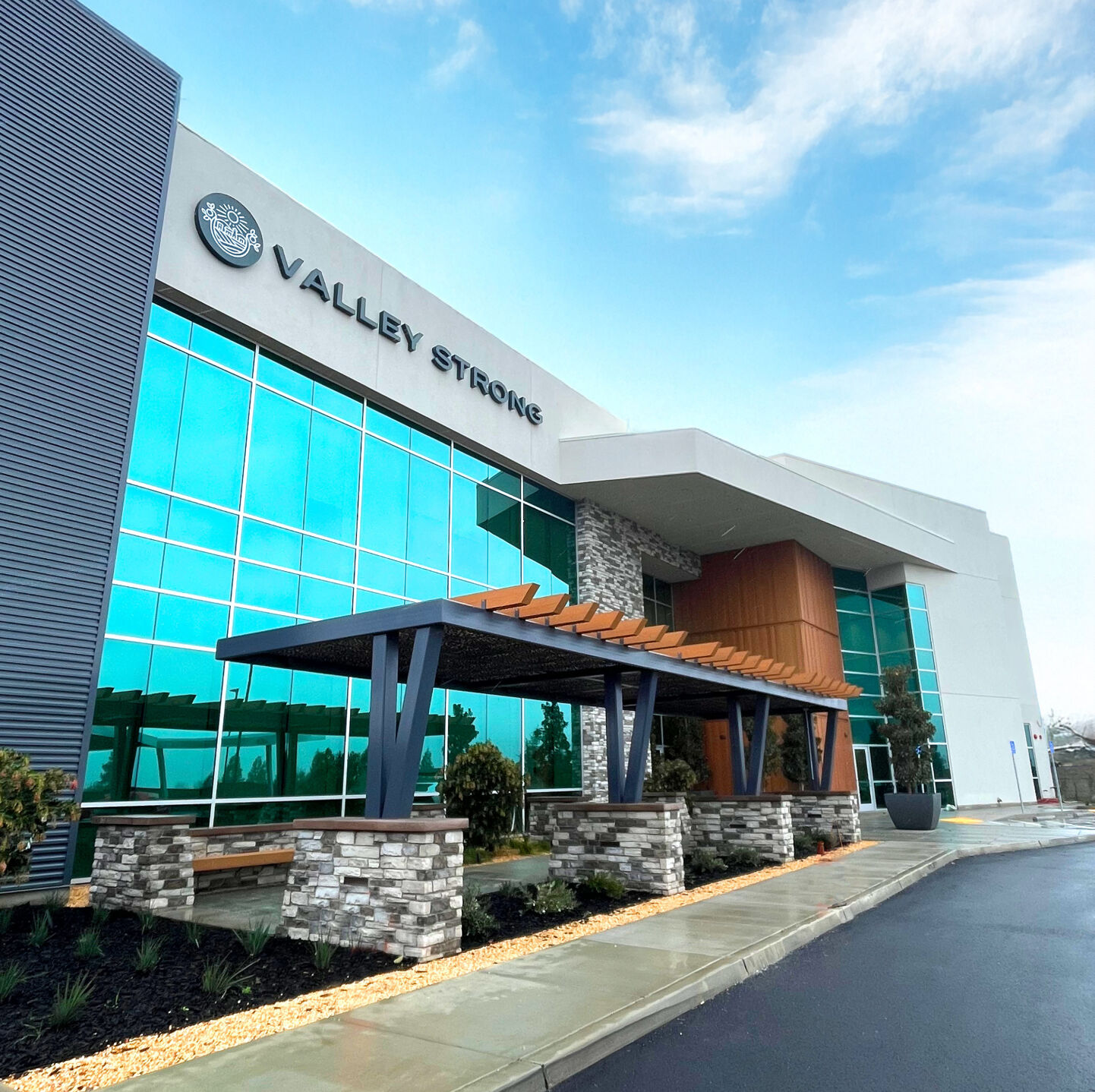 Valley Strong opens branch in Fairfield | News | dailyrepublic.com