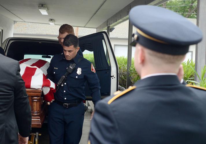 Army serviceman receives honors procession through Vacaville ...