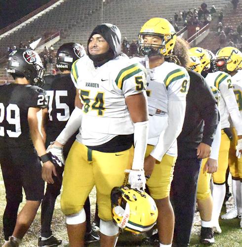 Vanden star defensive lineman commits to Southern Oregon | High School ...