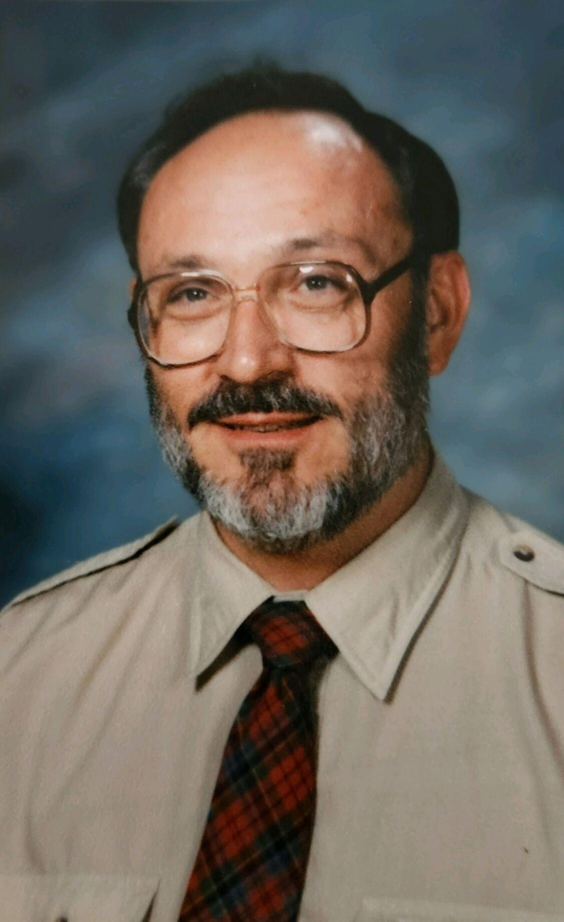 Noble Richards | Obituaries | dailyrepublic.com