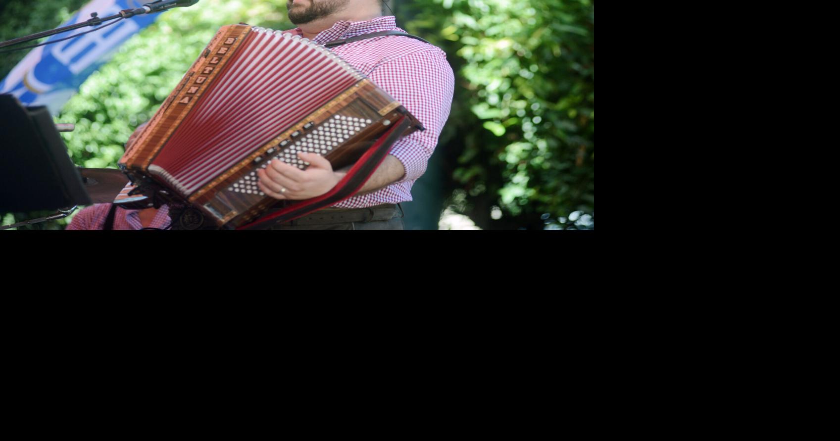 Oktoberfest returns to Vaca for 14th installment | Vacaville-Dixon ...