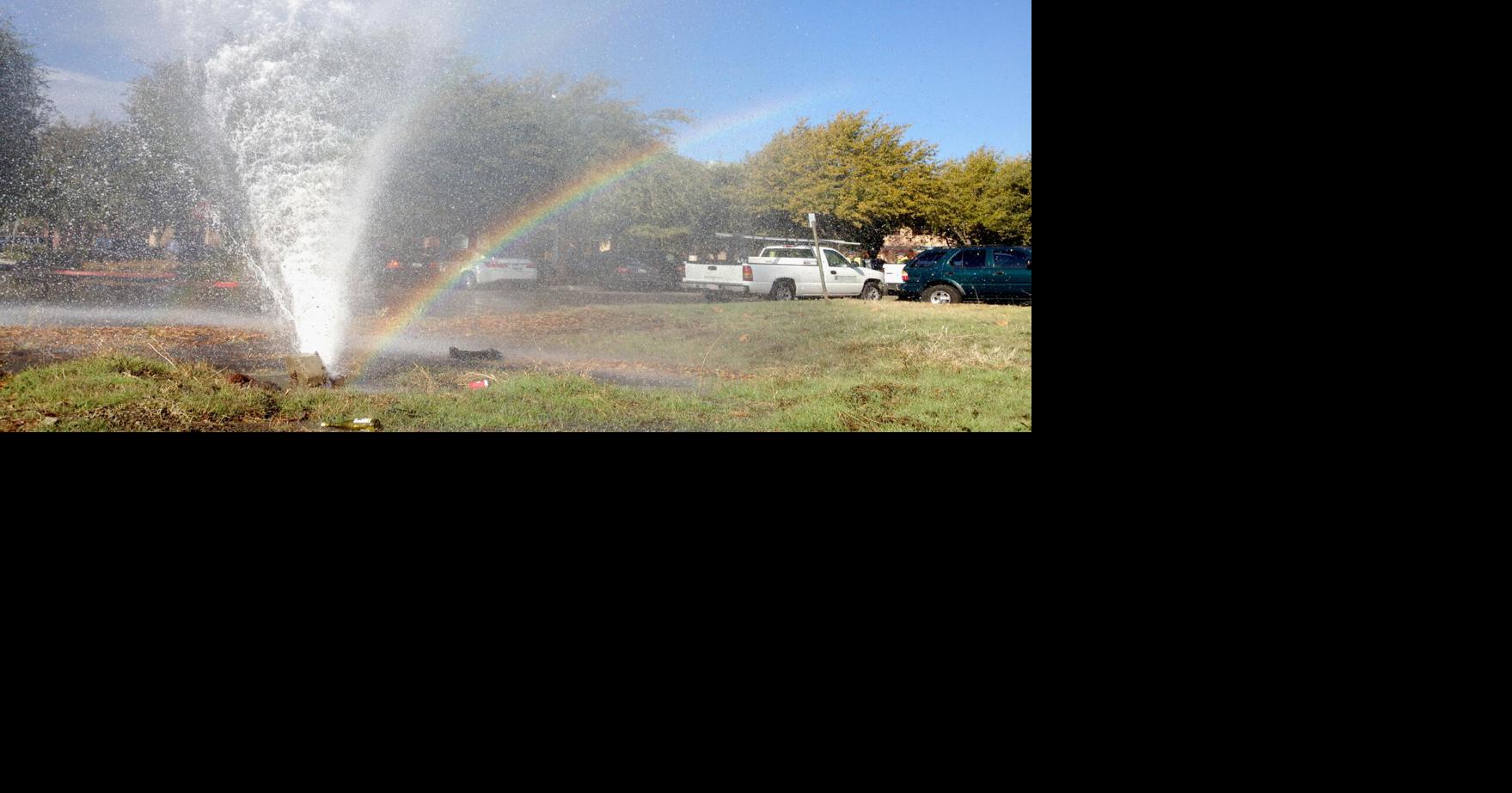 Water line break creates geyser | Fairfield | dailyrepublic.com
