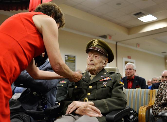 Vietnam veterans honored at pinning ceremony | Fairfield ...