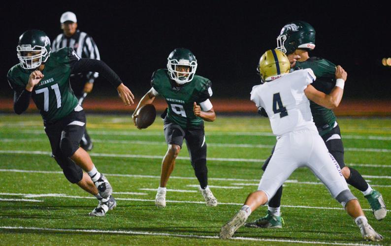 Prep football: Rodriguez improves to 4-0 with 39-8 win over West Park ...