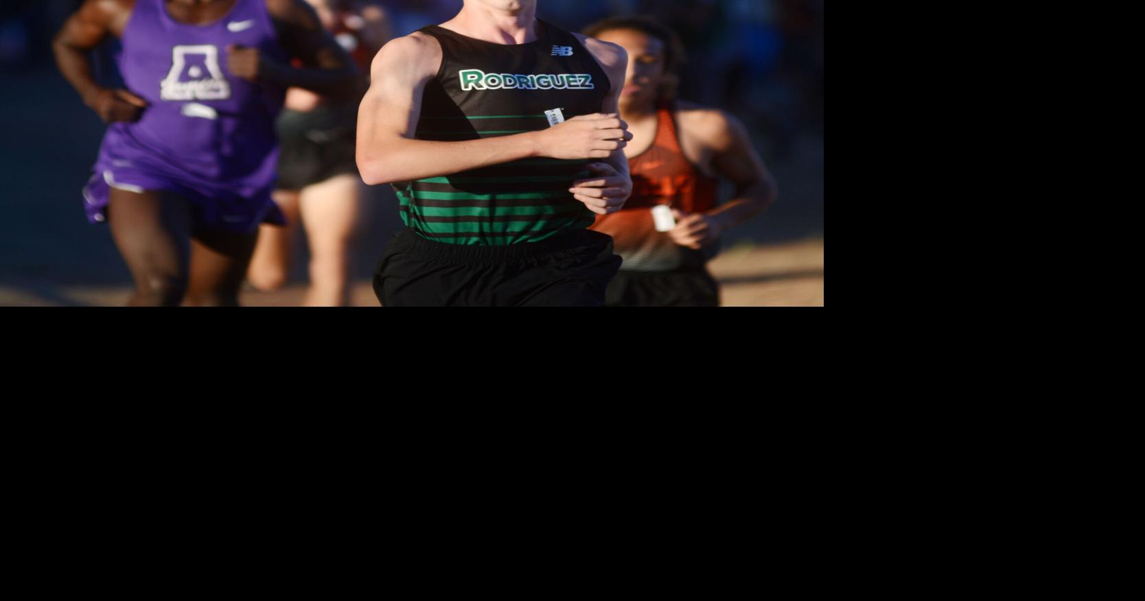 Prep cross country: Stubbert, Woodward capture crowns as Bulldogs sweep ...