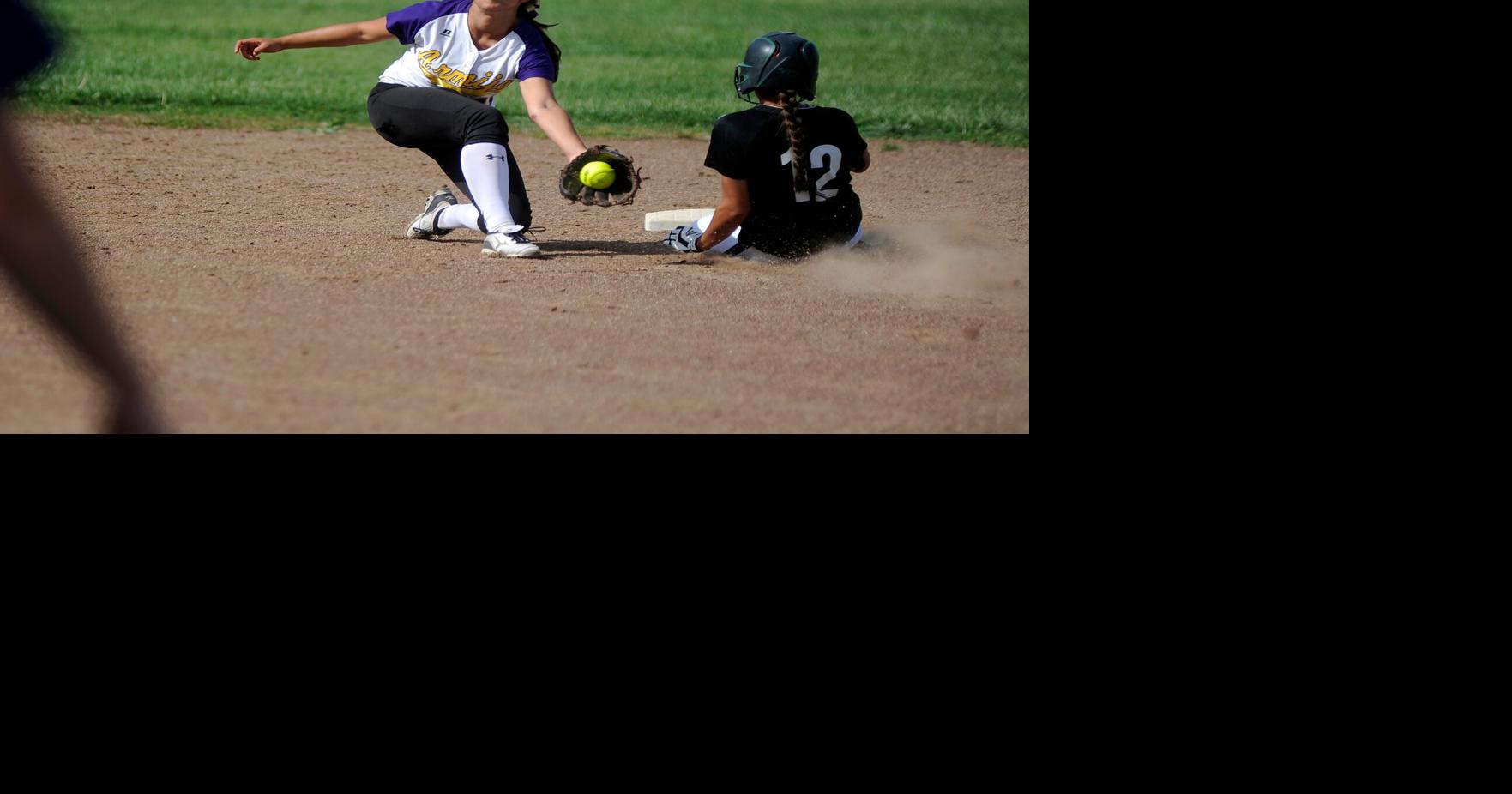 Photos: Rodriguez vs. Armijo softball | News | dailyrepublic.com
