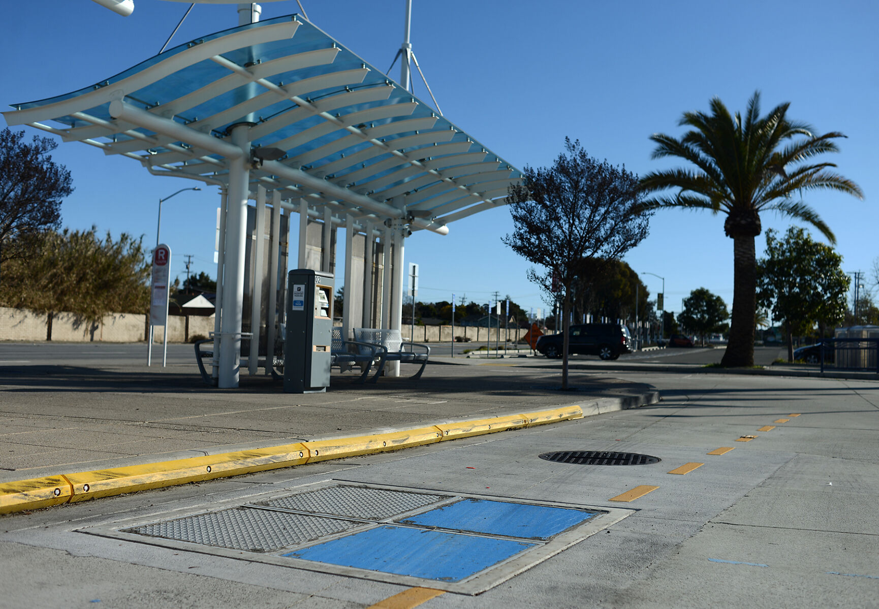 SolTrans: Imagine hydrogen fueling station along Interstate 80 ...