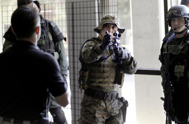 Photo: Area SWAT teams train at SCC | News | dailyrepublic.com