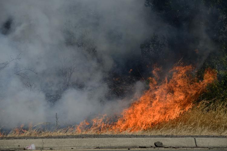 Photos: Fire along Eastbound Interstate 80 in Fairfield | News ...