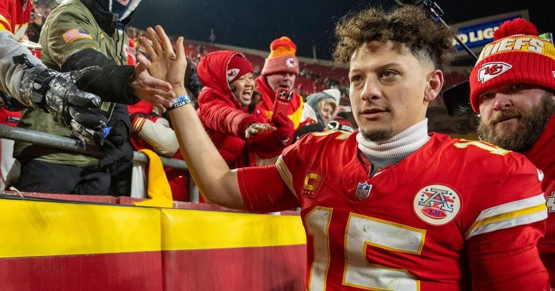 Chiefs' Patrick Mahomes valued time on the bench as rookie ...
