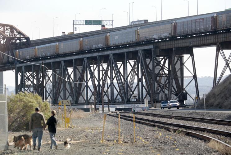 Photos: Train bridge | News | dailyrepublic.com