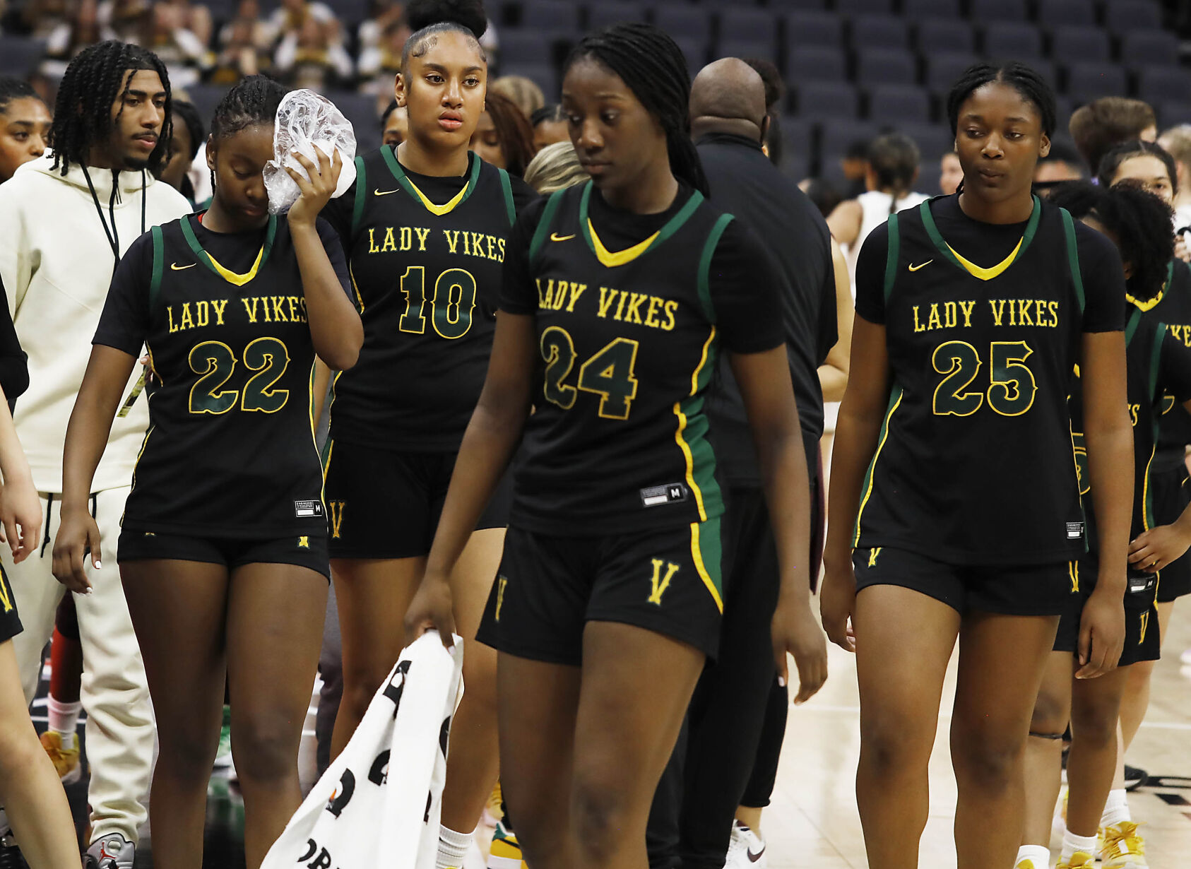 Vanden's girls basketball team settles for section runner-up, gets ...
