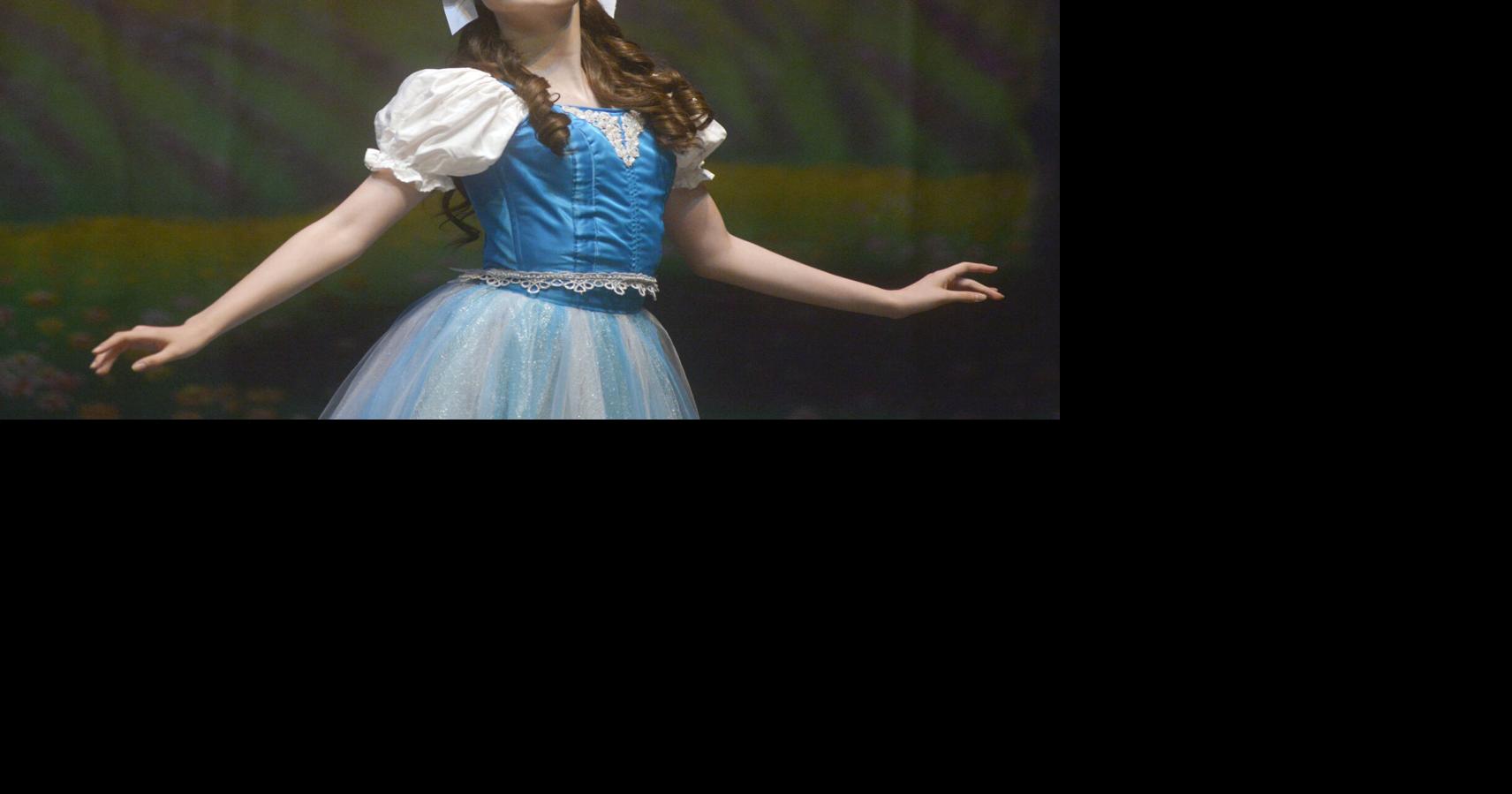 Munchkin, monkey madness ensue as Vacaville Ballet performs ‘Wizard of ...