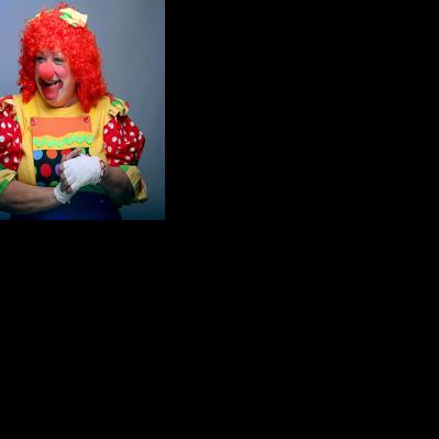 Lisa Babcock makes her living clowning around | Lifestyle ...