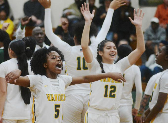 Lebon leads way as Lady Vikings sink Atwater, reach title game | High ...