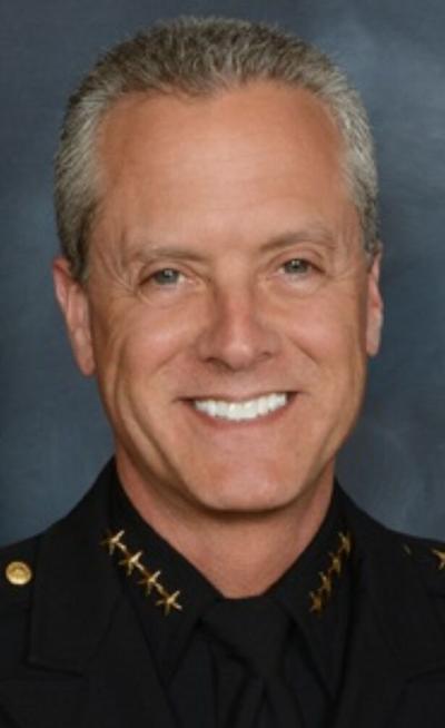 Vacaville police chief announces his retirement after 32 years ...