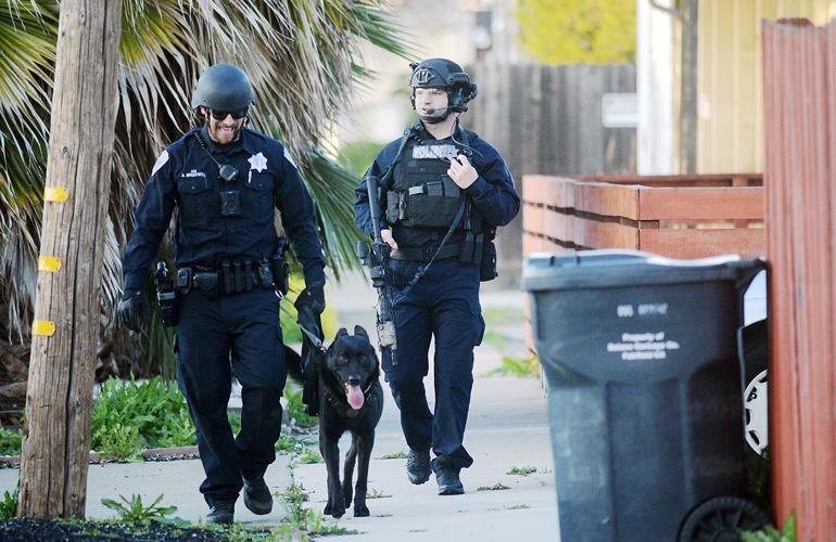 Fairfield police arrest robbery suspect after Broadway Street standoff ...