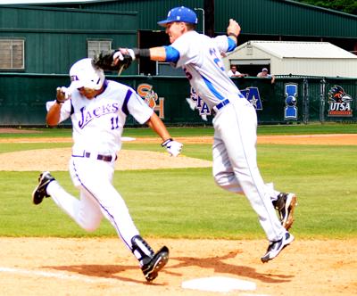 UTA tops SFA in series opener | Stephen F. Austin | dailysentinel.com