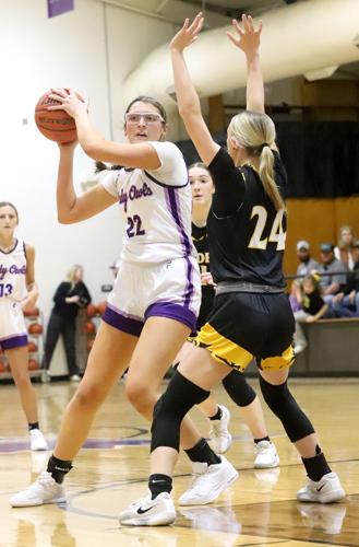 Strong shooting, bench leads No. 9 Chireno past Woden, 54-31 | Sports ...