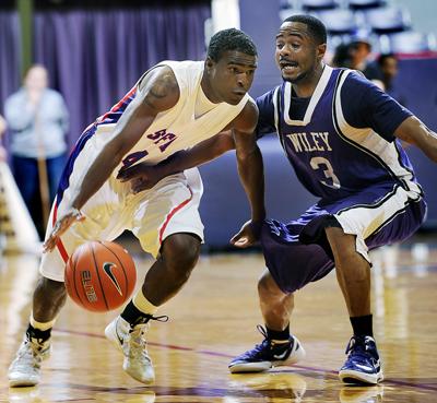 SFA holds off Wiley | Sports | dailysentinel.com