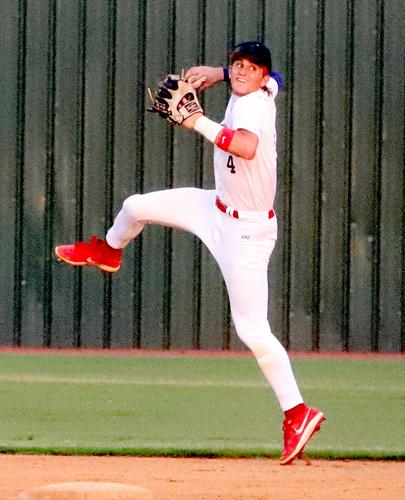 Niners complete sweep of Blues | Sports | dailysentinel.com