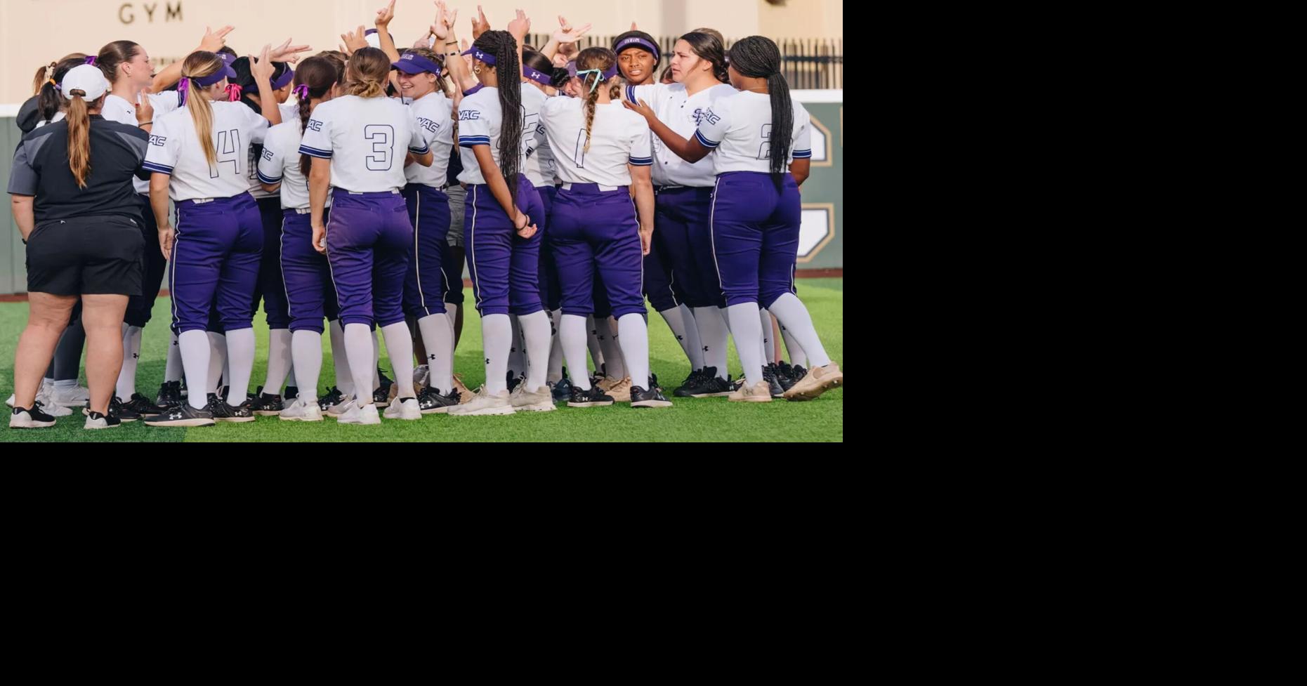 SFA softball falls in season finale | Sports | dailysentinel.com