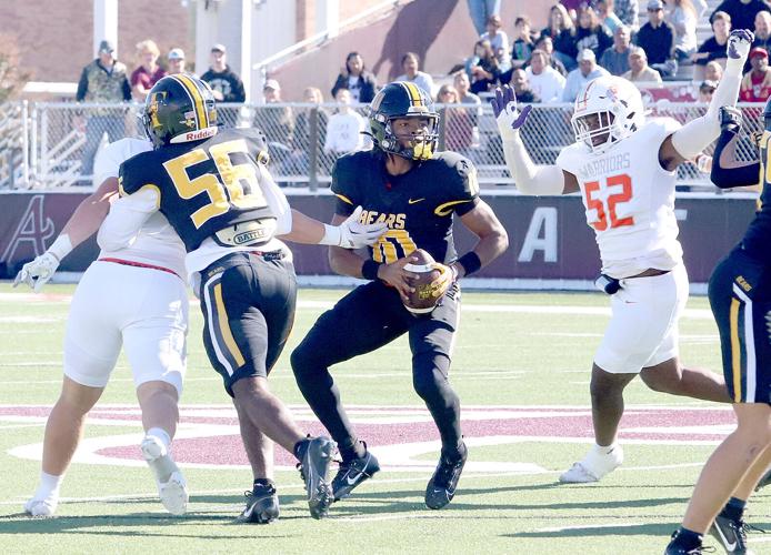 Garner returns, leads No. 1 Bears past Warriors, 68-7 | Sports ...