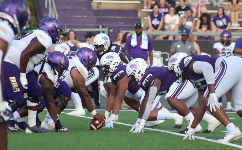 Lumberjacks axe Braves in home opener | Sports | dailysentinel.com