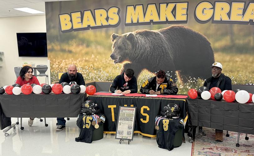 Bears’ Garner, Moreland sign intent on dotted line | Sports ...