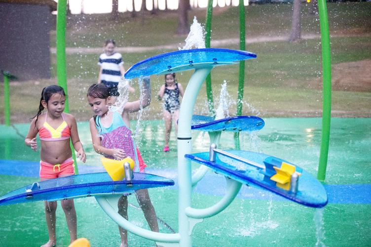 Fall splash: Ceremony opens Splashadoches | Local News | dailysentinel.com