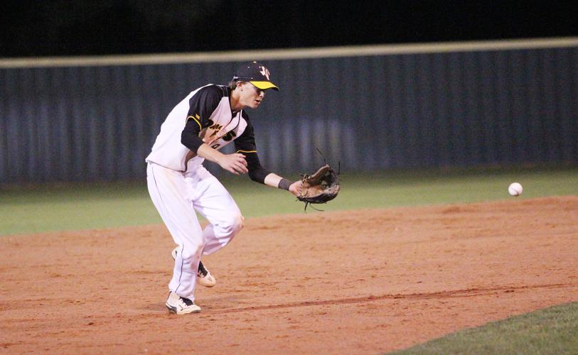 Flanagan, Dragons capture two over weekend | Sports | dailysentinel.com