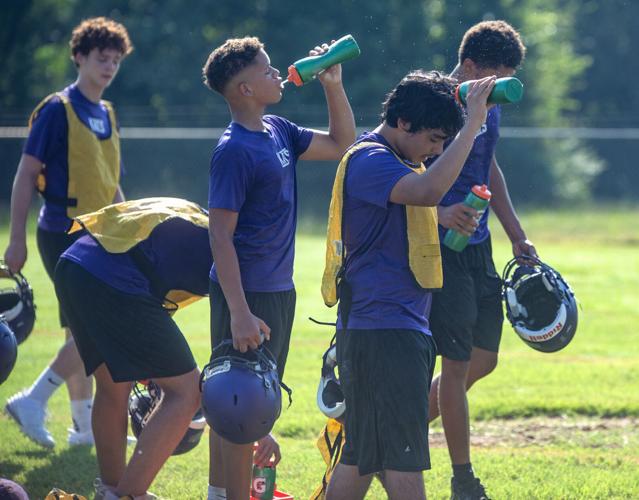 Cushing football starts new era under Holzhauer | Sports ...