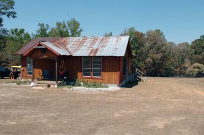 Firefighters save family home | Local News | dailysentinel.com