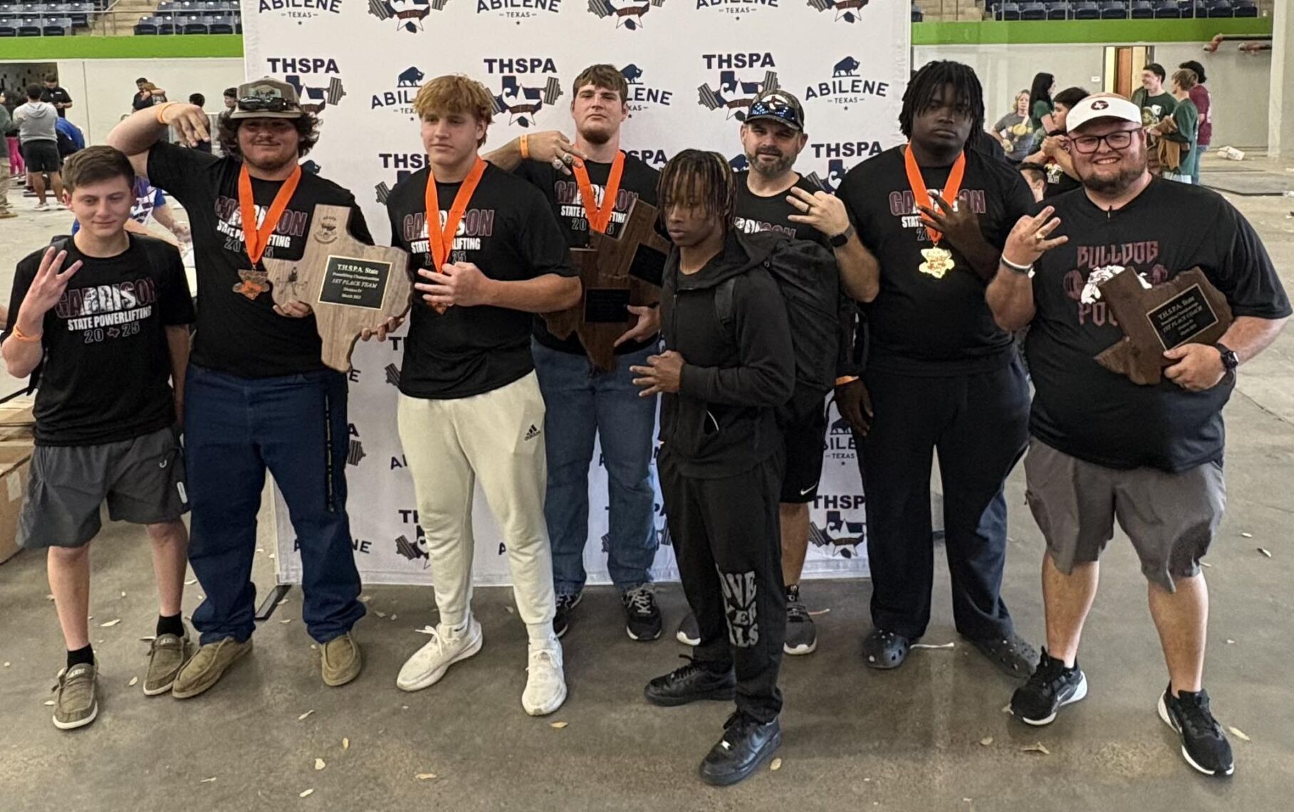 Garrison wins third straight state powerlfiting meet - BVM Sports