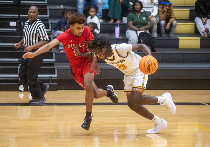 Dragons fall to Mavericks Friday | Sports | dailysentinel.com