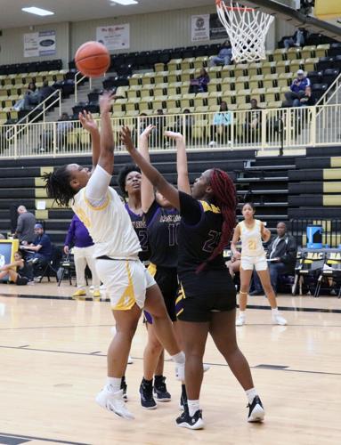 Lady Dragons fall to Lady Riders Friday | Sports | dailysentinel.com