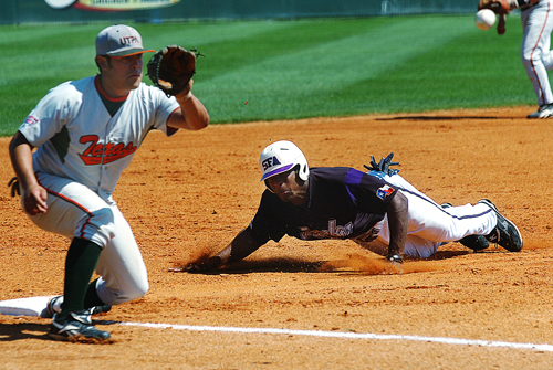 Pitching helps SFA defeat UTPA, 6-3 | Sports | dailysentinel.com