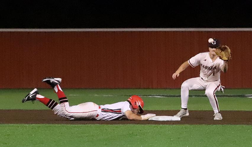 Garrison waits, then pounces on Colmesneil, 16-0 | Sports ...