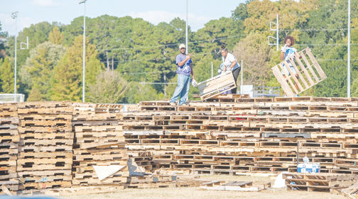 University lays out plans for annual events | Local News ...