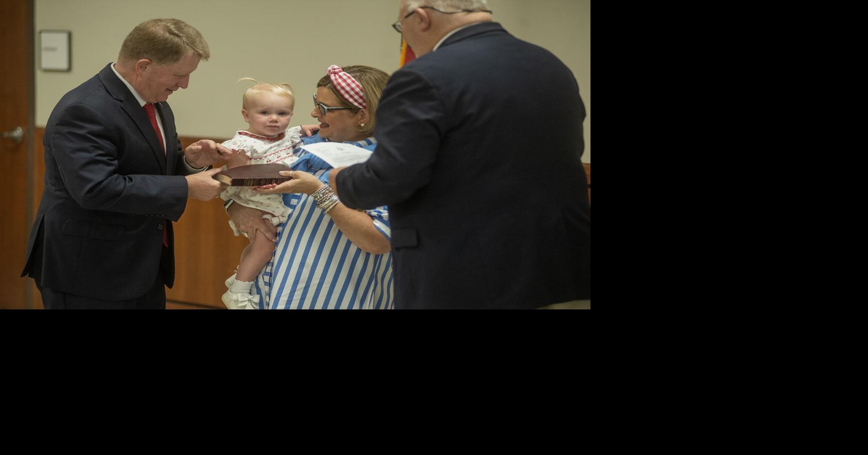 Chris Bentley sworn in as county judge as Greg Sowell retires | Social ...