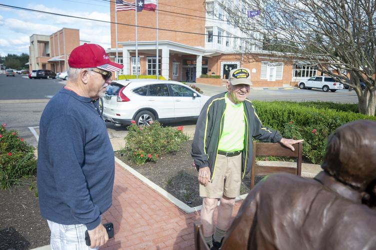 At 96, World War II veteran rides bike on trip down memory lane | Local ...
