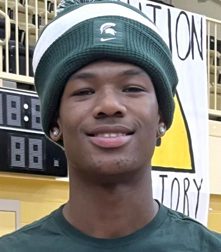 Eight Nacogdoches seniors take part in National Signing Day | Sports ...