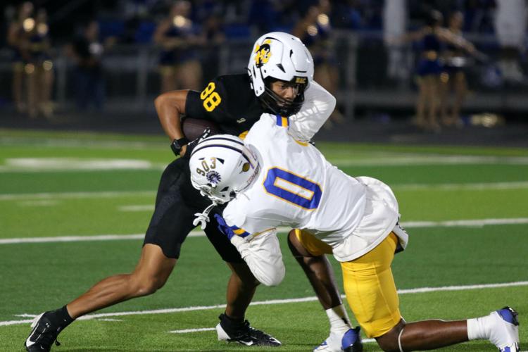 Dragons dominate Indians to begin district play | Sports | dailysentinel.com