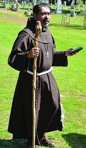 Oak Grove tour helps breathe life into history | Local News ...