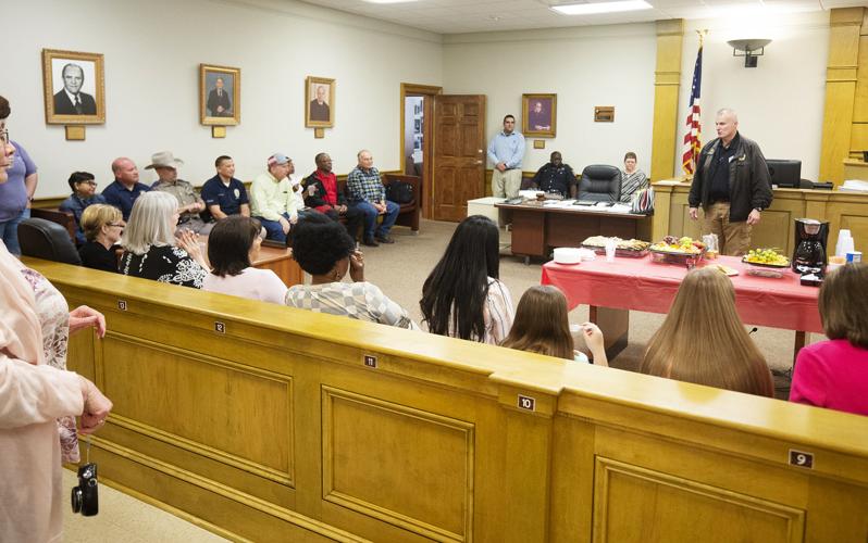 ‘As dependable as the sun:’ Longtime bailiff leaves Nac County | Local ...