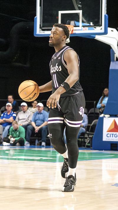 Lumberjacks escape Islanders with win Monday night | Sports ...